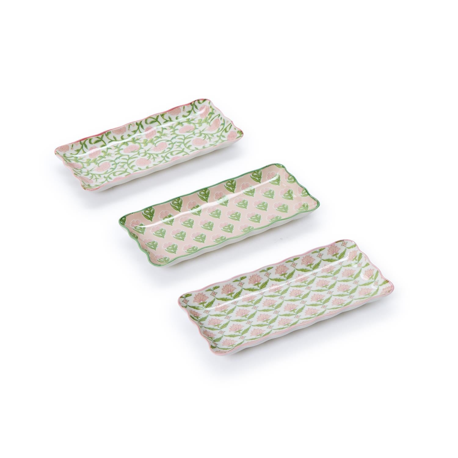 Design Shop Scalloped Edge Trinket Tray - Porcelain, Set of 3. – Design ...
