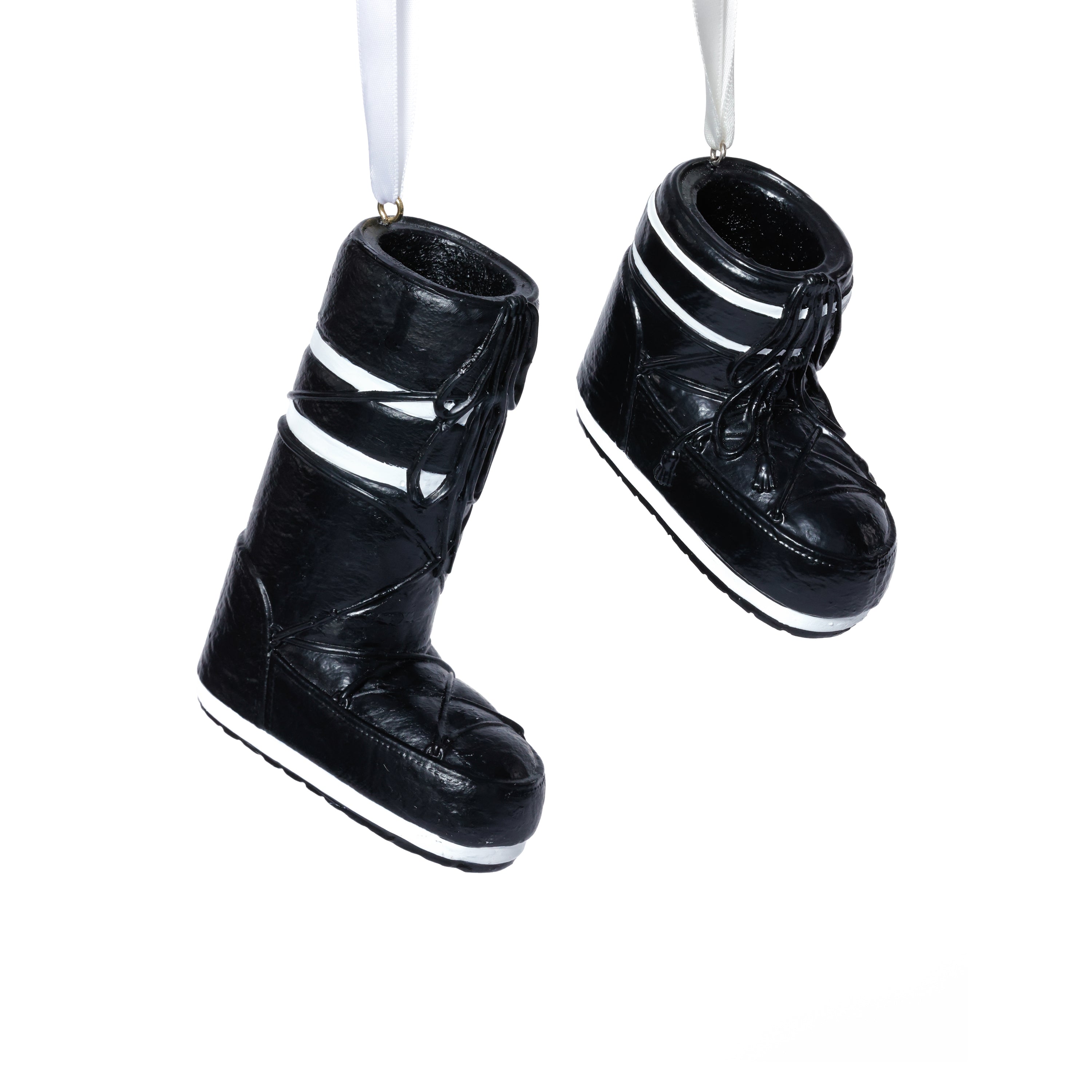 Zodax Après Ski Boot Holiday Ornaments, 6 Hanging Pieces (3 Sets of 2 ...